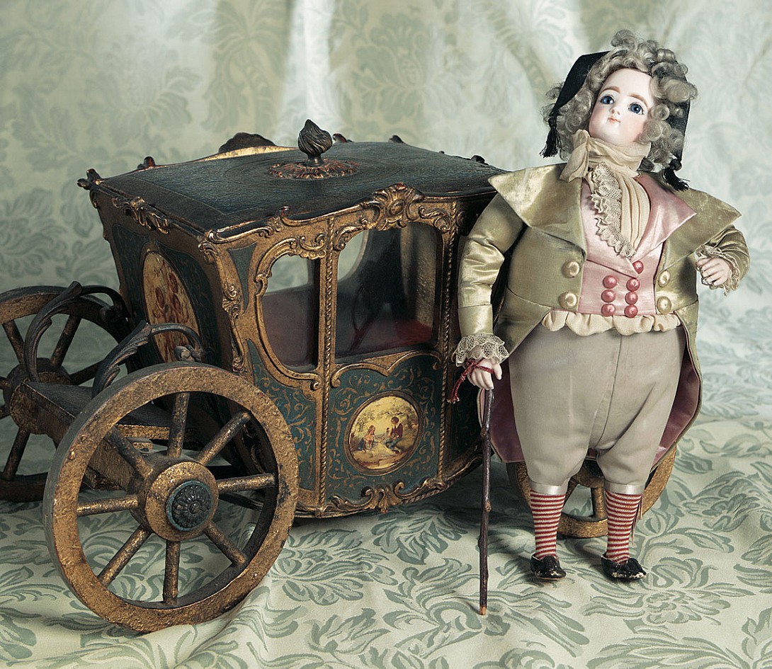 Miniature Coach as Candy Box