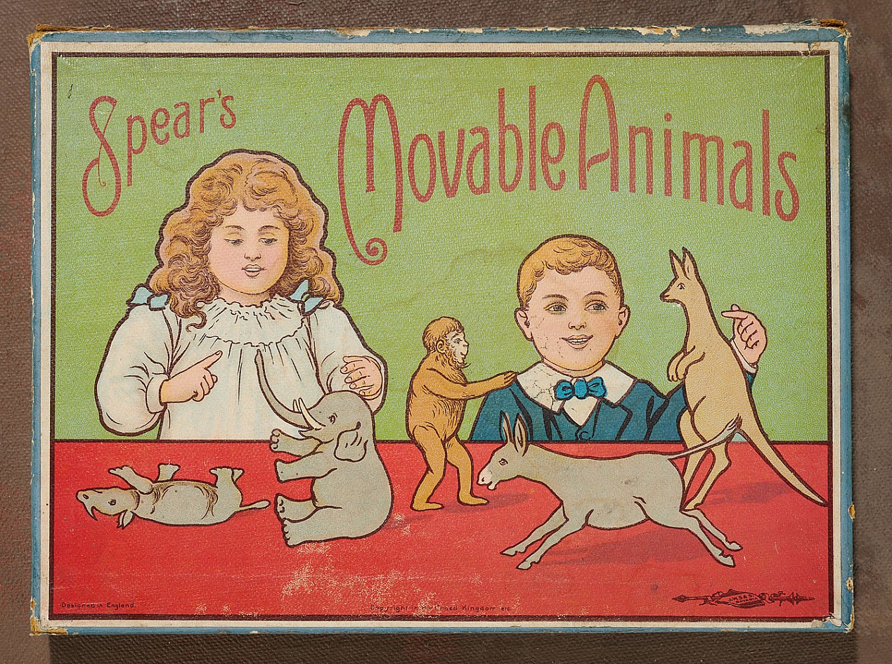 English "Movable Animals" Paper Toys in Spears in Original Box