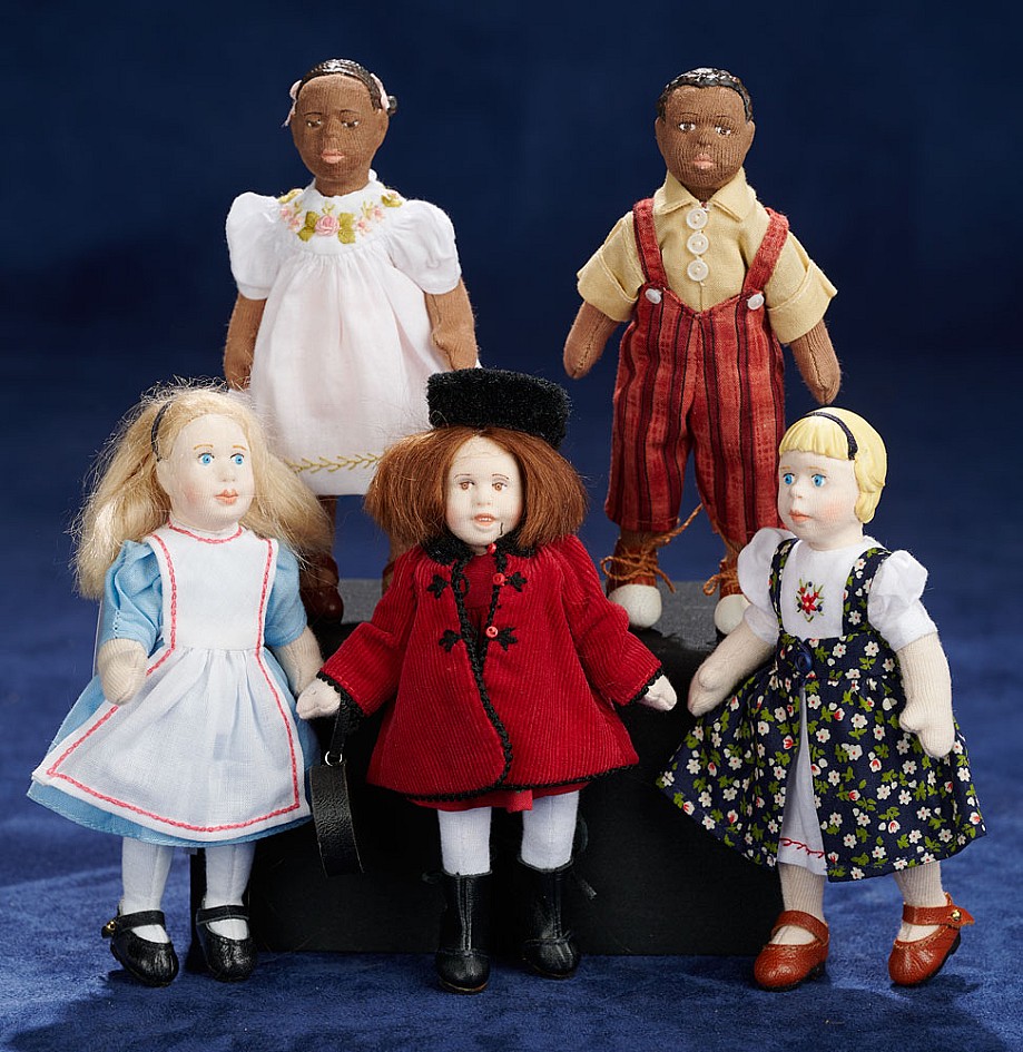Five Miniature Dolls Designed by Jane Davies for Deb Canham Designs ...