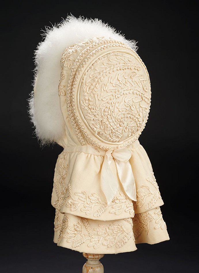 Early Cashmere Wool Bonnet with Double Bavolets