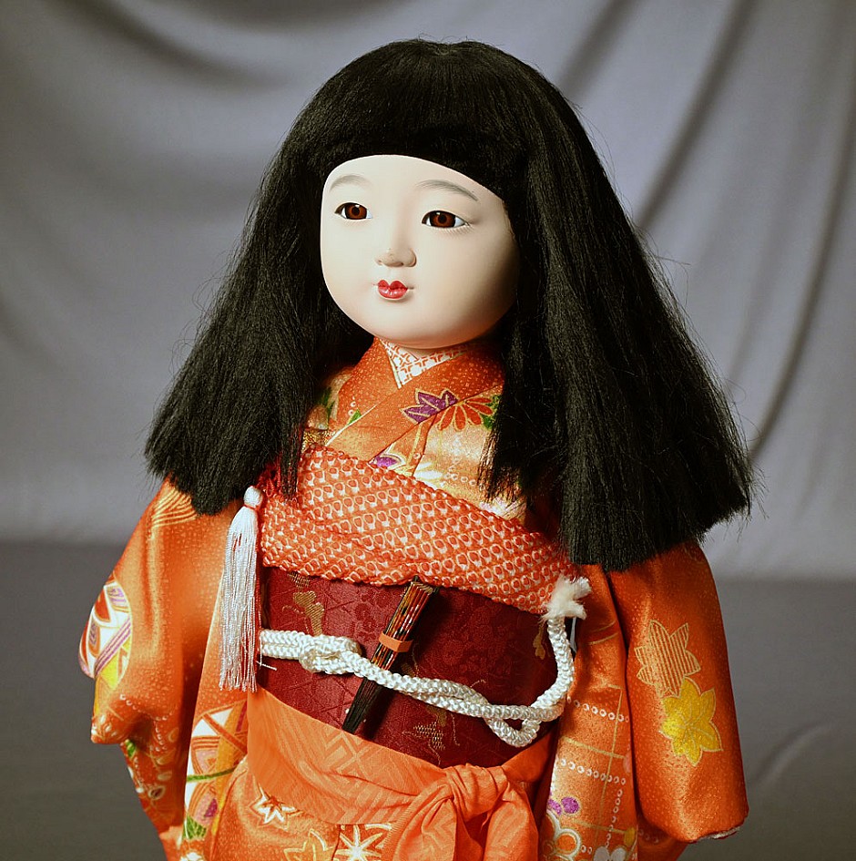 18" Japanese paper mache Ichimatsu doll in original costume